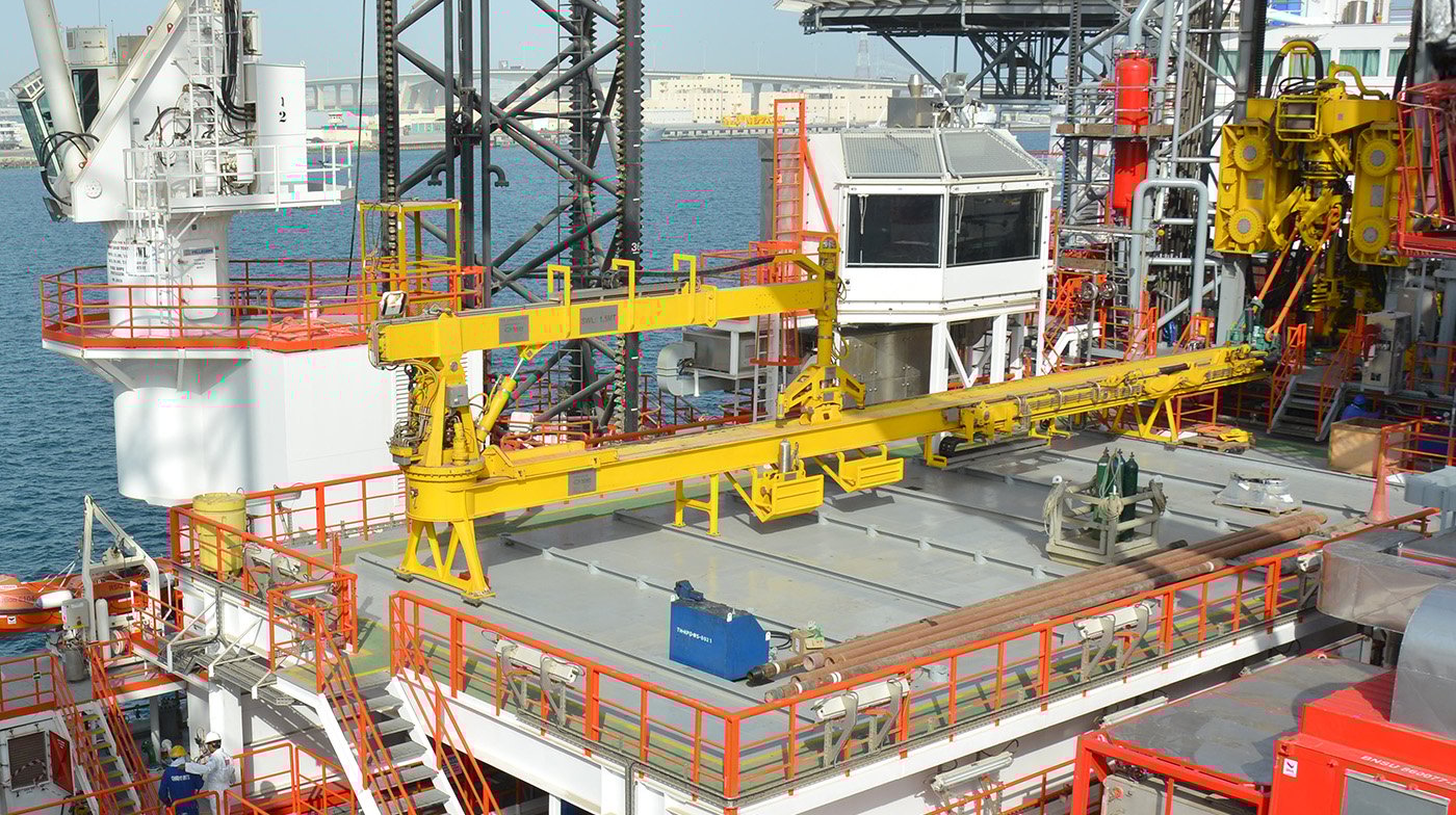 The FP CombiCat® skiddable/mobile horizontal pipe handling system